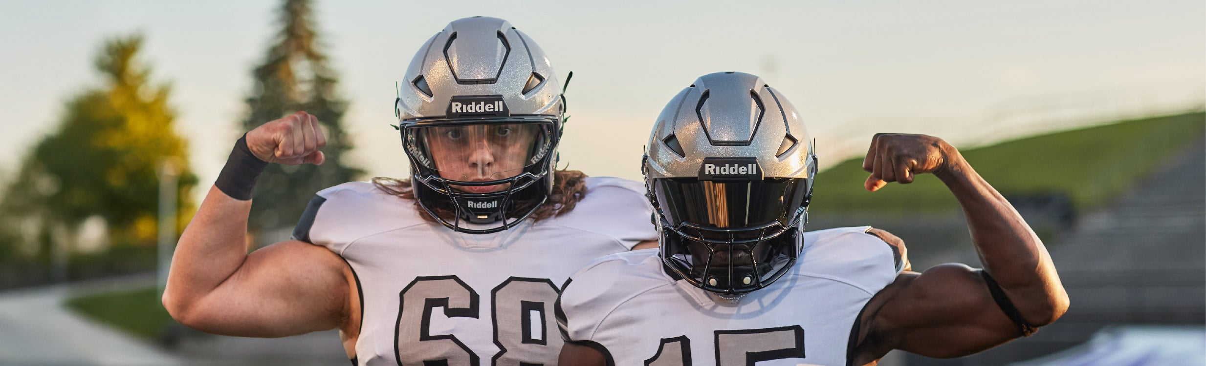 AXIOM | Varsity | Helmets | Open Catalogue | Riddell